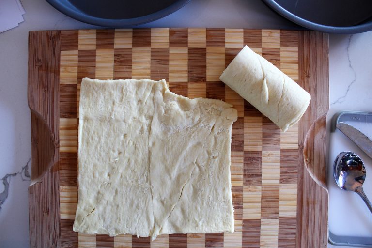 Crescent Roll Almond Cini-Minis with Almond Glaze - Ways to my Heart