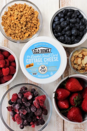 Cottage Cheese Berry Smoothie Bowls - Ways to my Heart